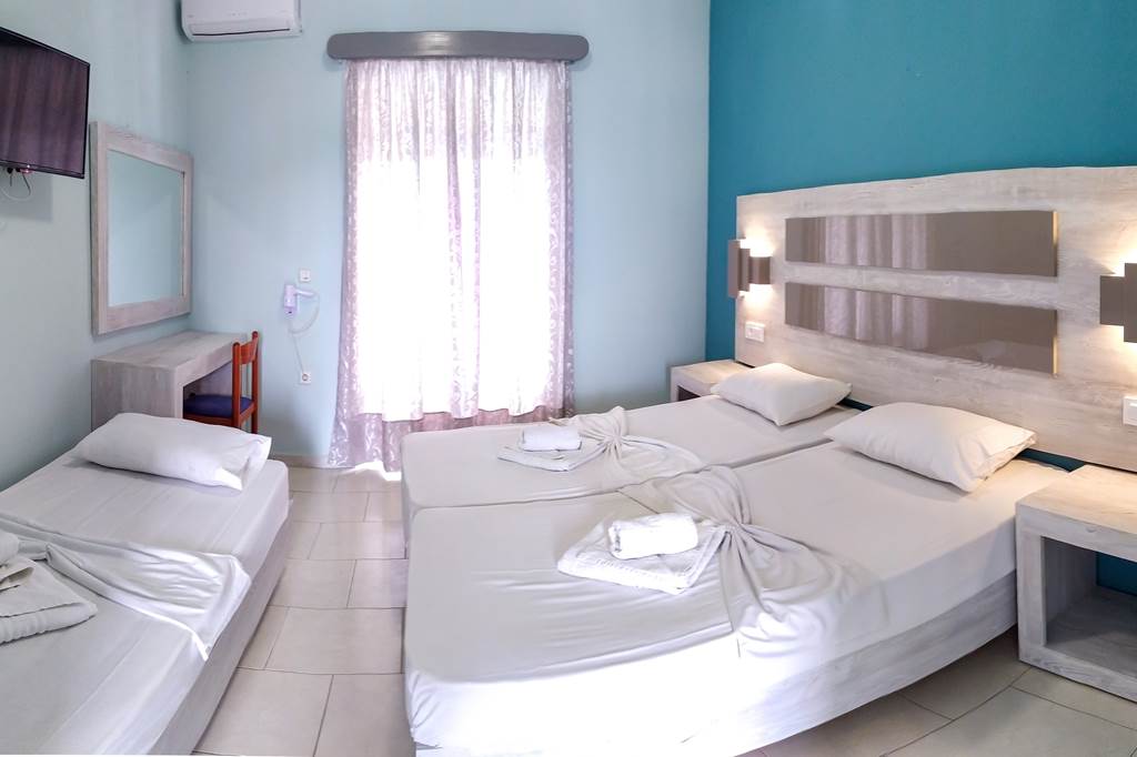 Giannis Studios - Alykes hotels | Jet2holidays