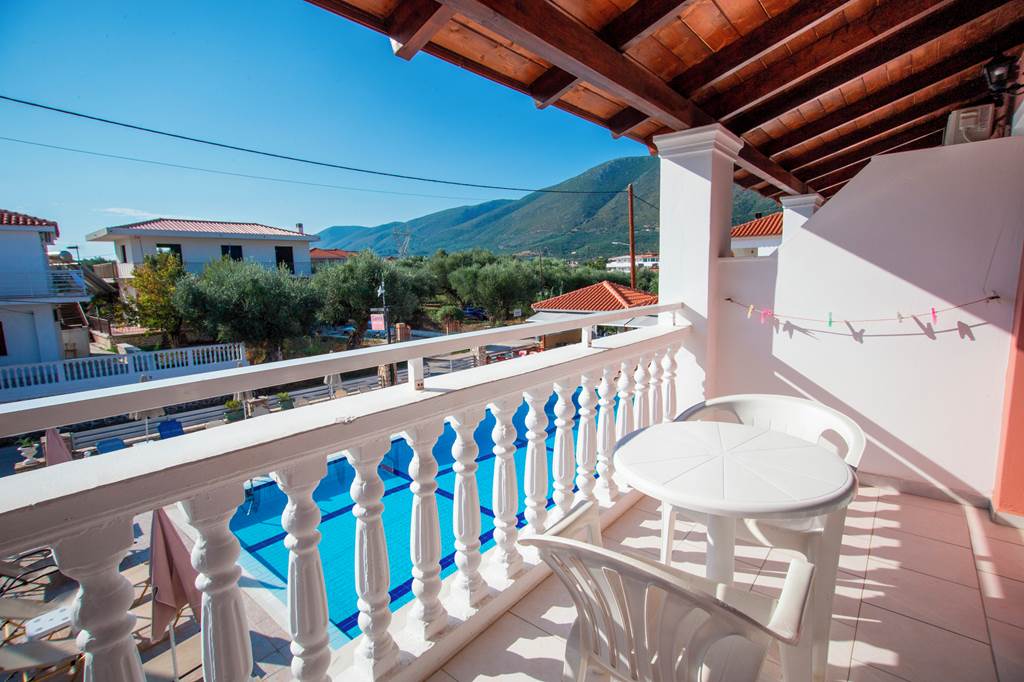 Giannis Studios - Alykes hotels | Jet2holidays